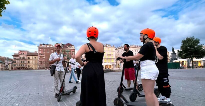 Electric Scooter Tour: Full Tour (Old Town + Ostrów Tumski) - Key Points