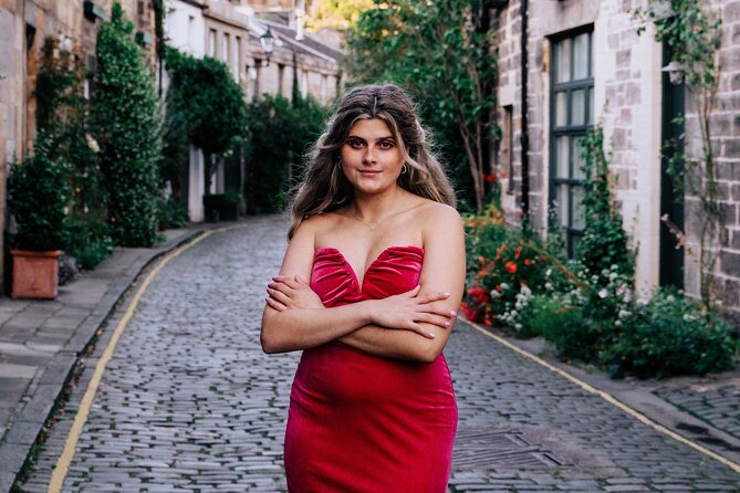 Elegant Professional Private Photoshoot Tour in Edinburgh - The Real Experience: What Do Travelers Say?