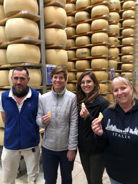 Emilian Mountains: Local Flavours, Castle & outdoors - Exploring Canossa Castle and Queen Matilda