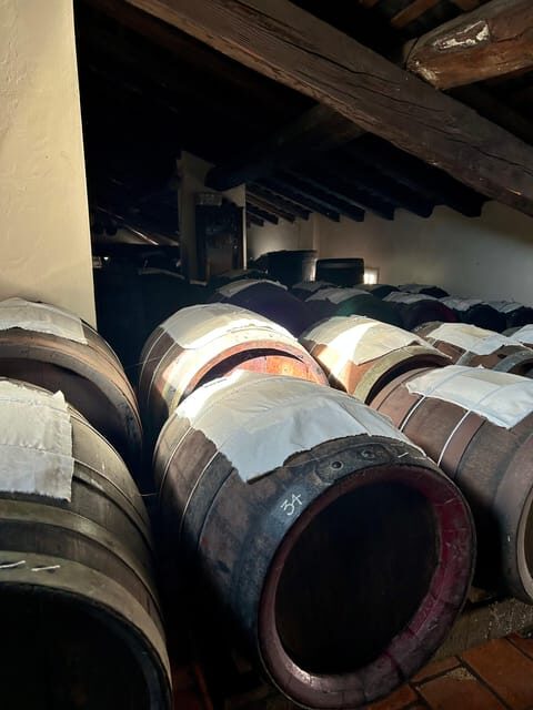 Emilian Mountains: Local Flavours, Castle & outdoors - Farm-to-Table Lunch in the Mountains