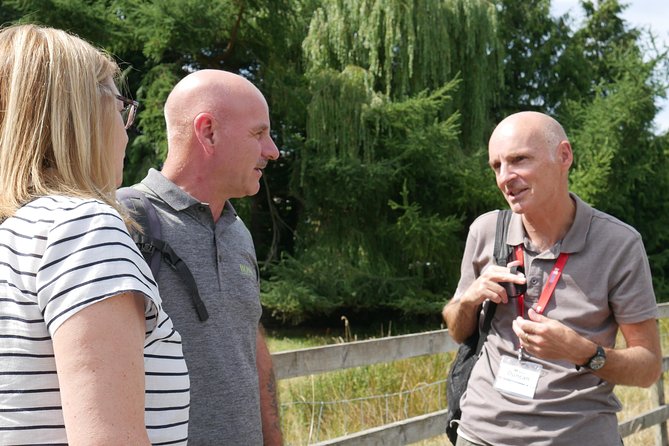 Emmerdale Classic Locations Bus Tour From Leeds - Exploring the Yorkshire Dales