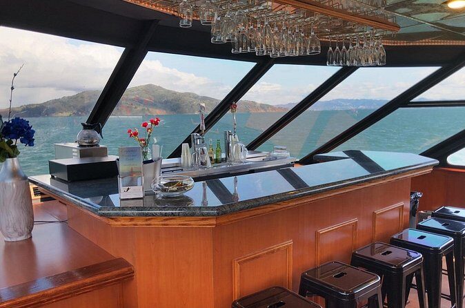 Empress Yacht San Francisco New Years Eve Party Cruise - The Sum Up