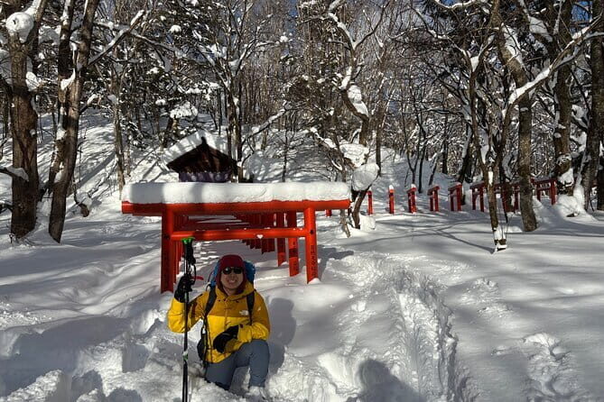 EN/CN Guided Snowshoeing and Snow Monkey Tour in Nagano - A Deep Dive into the Tour Experience