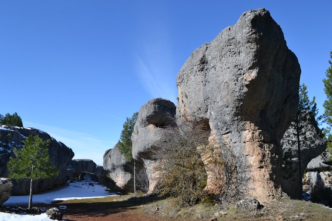 Enchanted City, Laguna De Uña and Ventano Del Diablo - Accessibility and Health Considerations