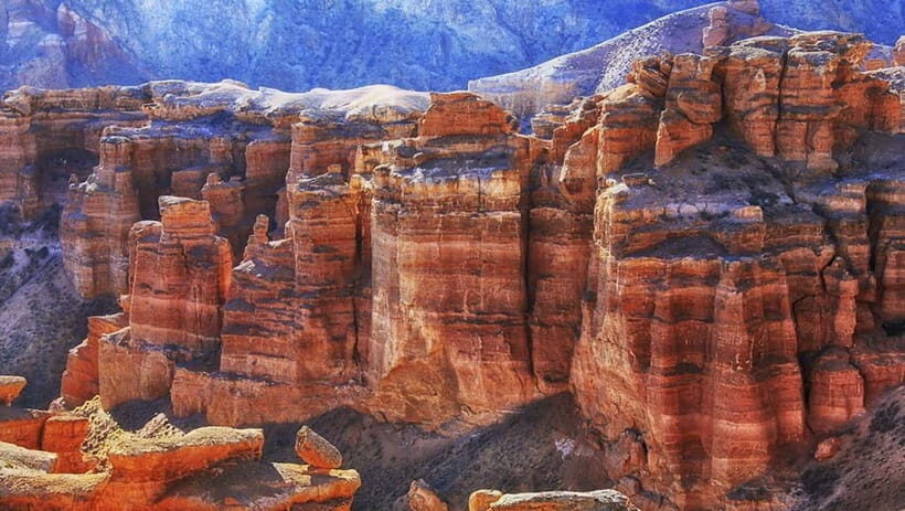 Enchanting Charyn Canyon and Lakes: Choose Your Adventure! - Key Points