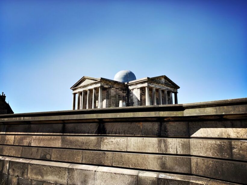 Enchanting Edinburgh: Half-Day Walking Tour with Local Guide - Key Points