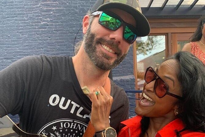 Enchanting Eureka Springs Scavenger Hunt - What Can You Expect at Each Checkpoint?