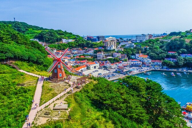 Enchanting Oedo Island Day Tour from Busan with Windy Hill - Transportation and Logistics