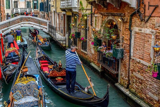 Enchanting Venice: City Walk & Majestic Gondola Ride! - Preparing for the Enchanting Experience