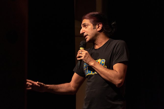 English Comedy Showcase Including Pizza in Berlin Mitte - Highlights of the Experience