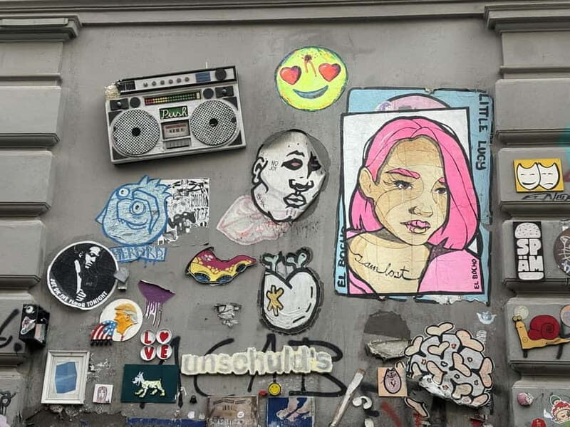 English guided insider tour through the Schanzenviertel - FAQ