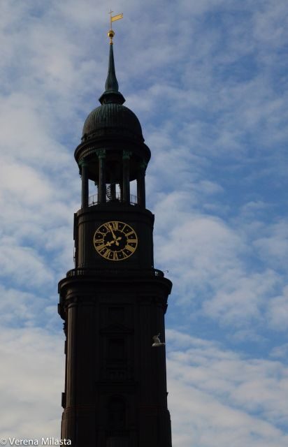 English Hamburg City Center Pay-What-You-Want Walking Tour - Detailed Breakdown of the Itinerary