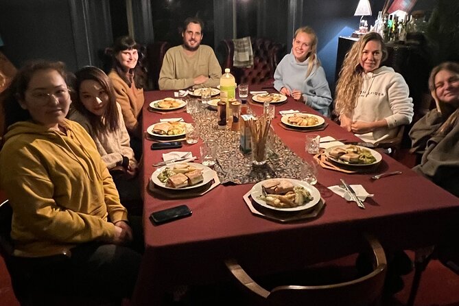 English Speaking Homestay Exploring Edinburgh and National Parks - Personalized Itinerary for Every Traveler