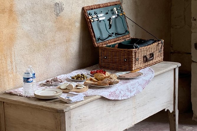 English Speaking Loire Winery Tours Originating From Chinon - Tour Logistics and Pricing Details