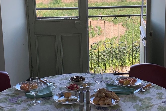 English Speaking Loire Winery Tours Originating From Chinon - Accessibility and Participation Information