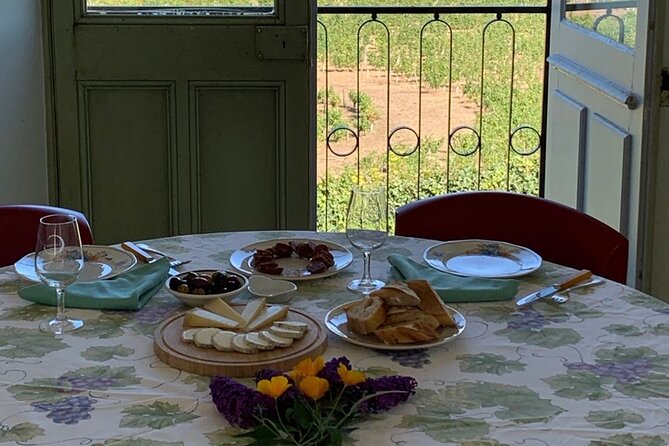 English Speaking Loire Winery Tours Pickup From Amboise or Tours - Winery Experiences and Tasting Notes