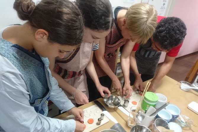 Enjoy a Basic Sushi Making Class - Convenient Meeting Details