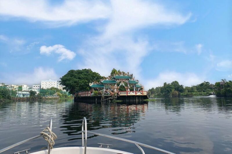 Enjoy Dragon Floating Temple Tour Vip & Premium Speed Boat - Who Should Consider This Experience
