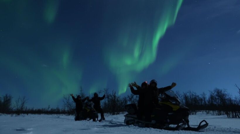 Enjoy the Aurora Show on top of the mountain inc tipi dinner - What Makes This Tour Special?