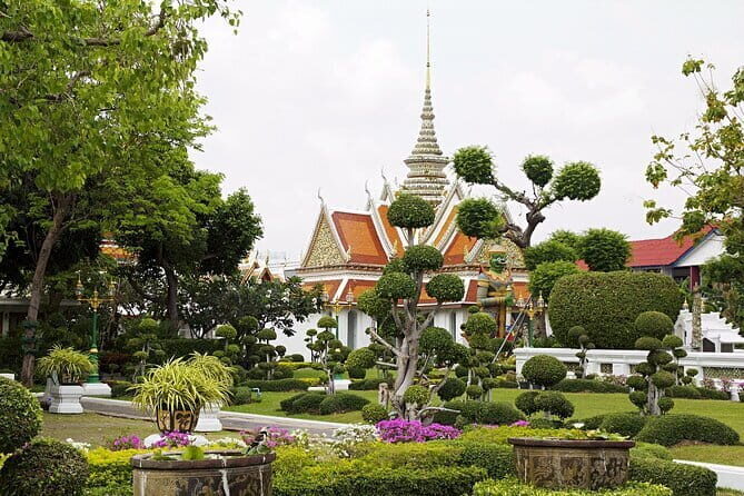 Enjoy with Baiyoke Sky Buffett Dinner - Bangkok - The Dining Experience: What It’s Like