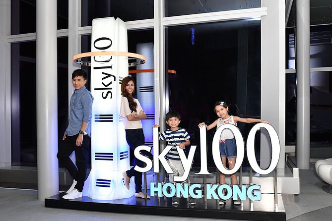 [Entry After 6pm] sky100 Min. 2pax Ticket (F-II_2P) - Who Would Enjoy sky100?