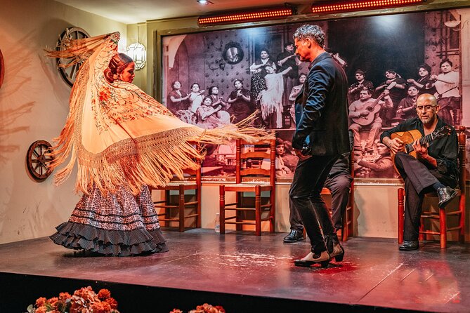 Entry to Flamenco Show With Dinner at La Cantaora in Seville - Dining Options and Culinary Highlights