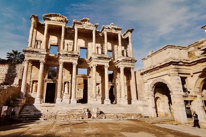 Ephesus and Terrace houses Tour from Izmir / Cruisers only - Detailed Look at the Tour Experience