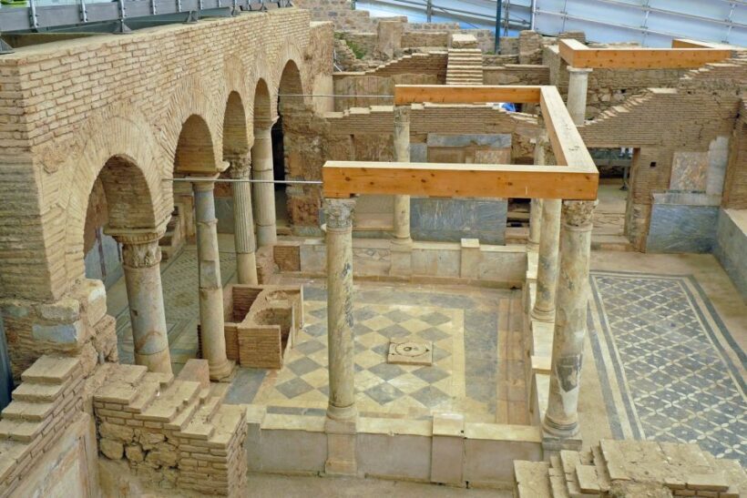 Ephesus: Full-Day Tour with Terrace Houses Visit - Exploring Ephesus: A Journey Through Time