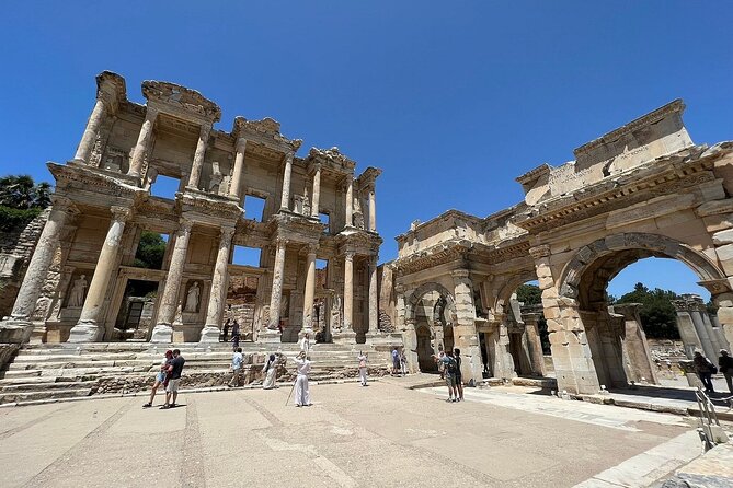 Ephesus: Private Tour With Skip-The-Line & Less Walking - Exploring Ephesus