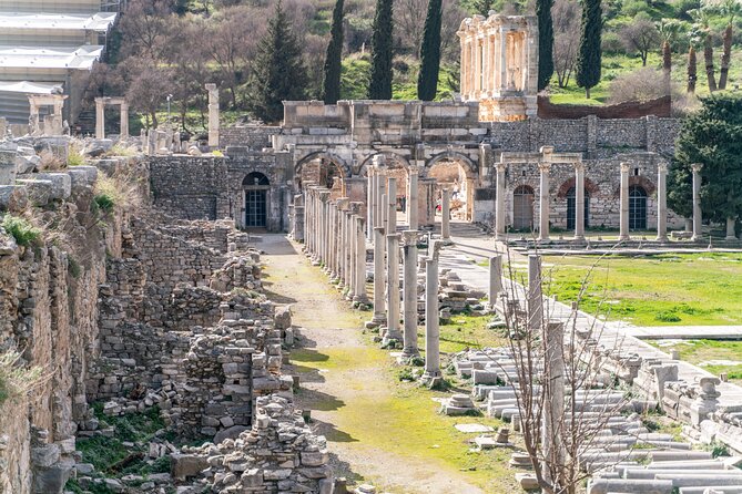 Ephesus Shore Excursion From Kusadasi Port With Guide - Accessibility and Additional Details