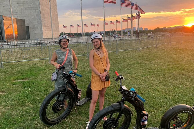 Epic Evening E-Scooter Tour - Personalized Experience for Small Groups