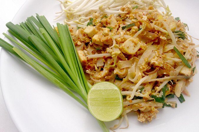 Epic Pad Thai Cooking Class in Denver - The Setting and Atmosphere