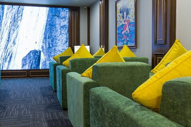 Era Cruise 3-day Explore Halong Bay and Lan Ha Bay from Hanoi - Day 2: Deeper into Lan Ha Bay and a Village Visit