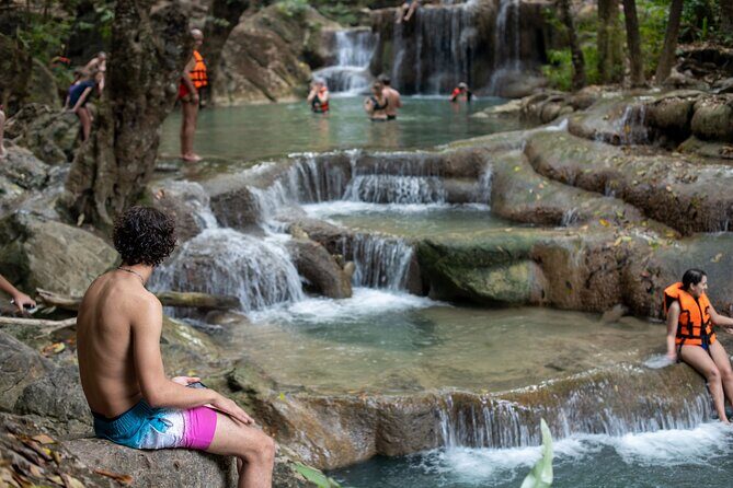 Erawan Waterfall & Train Tour from Kanchanaburi  Full Day - Stop 1: Srinakarin Dam and Lake
