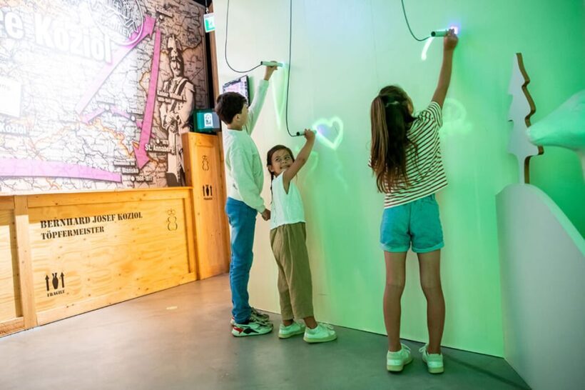 Erbach: Guided tour, dreamglobe workshop + coffee & cake - The Experience Environment