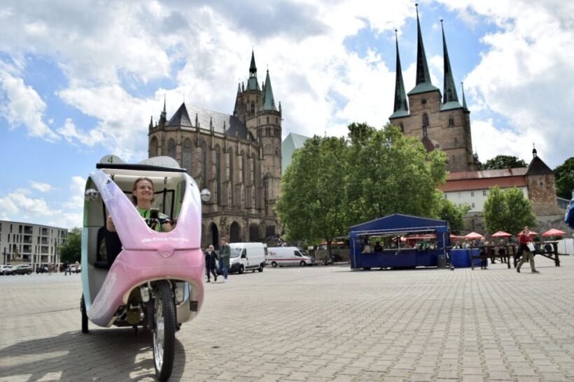 Erfurt: Private Guided Classic Old Town E-Rickshaw Tour - What to Expect During the Tour