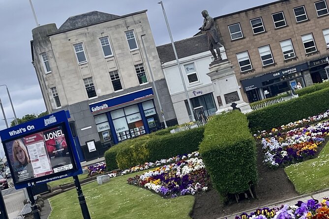 Escape Burns' Hame Toun: Outdoor Puzzle Game in Ayr - Key Points
