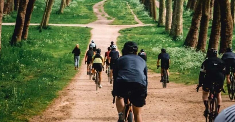 ESCAPE GRAVEL PARIS | Full-Day - Discover Paris and Beyond on a Full-Day Gravel Bike Tour