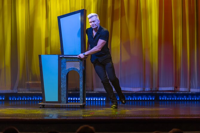 Escape Reality Branson Magic Dinner Show - Final Thoughts: Who Should Book This Tour?