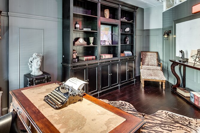 Escape Room Live Alexandria: 60-Minute Adventures - Teamwork and Problem-Solving