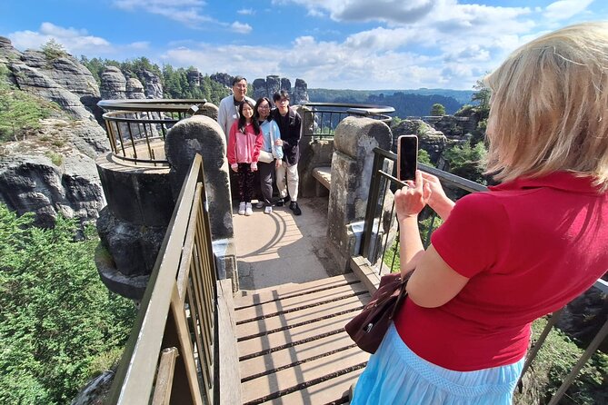 Escape the City: Bohemia & Saxon Switzerland Day Trip From Prague - Discovering the Tisa Walls
