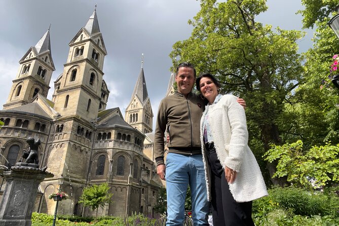 Escape The City Roermond City Walk With Puzzles - Who Would Benefit Most?