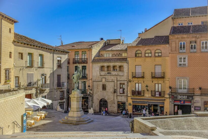 Escorial & Segovia: Private Minivan Tour from Madrid - Frequently Asked Questions