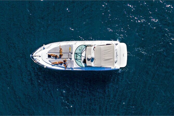 Espiritu Santo and Sealion Swimming aboard a luxury yacht - Who Will Love This Experience