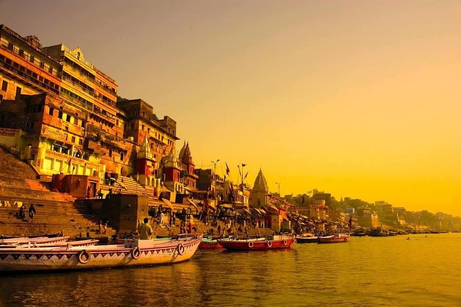 Essence of India with Varanasi with domestic flight - The Perfect Fit?