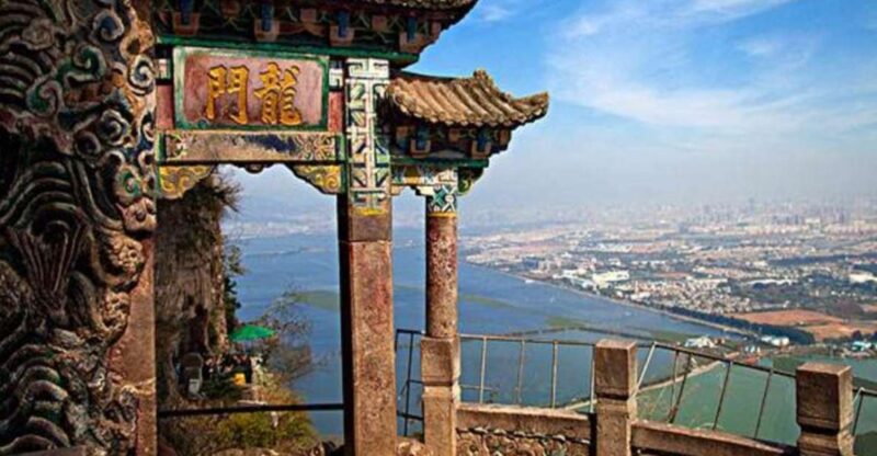 Essences of Kunming Downtown Day Tour - What Sets This Tour Apart