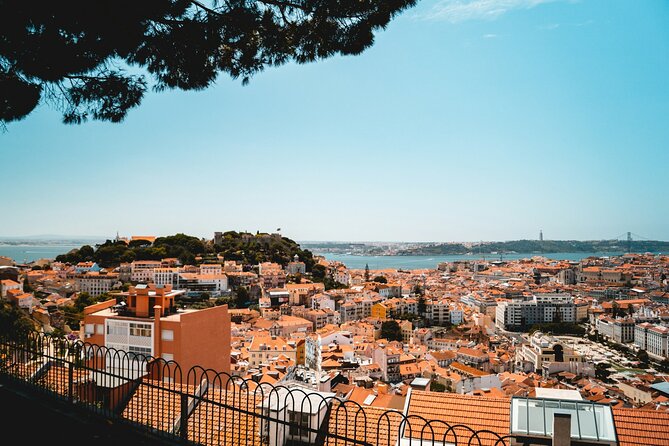 Essential Lisbon Highlights Walking Tour - Key Points