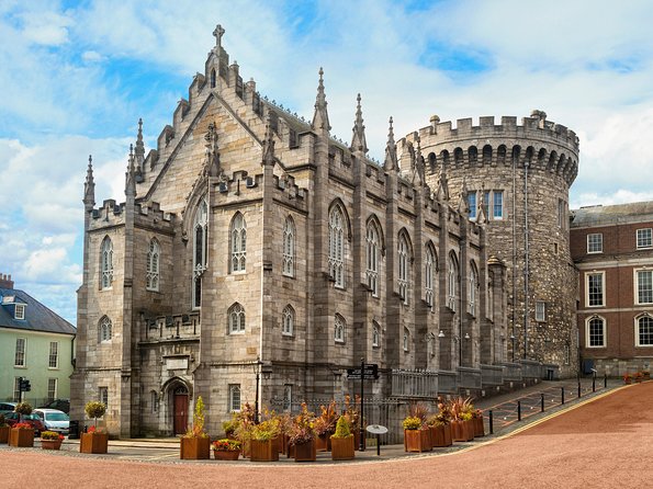 Essential Private Dublin Walking Tour for up to 6 People - Inclusions and Cancellation Policy