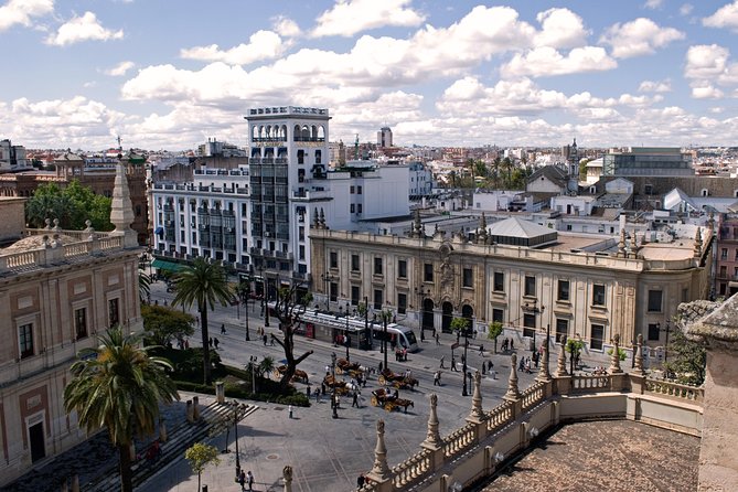 Essential Seville Tour - Why Travelers Love This Tour