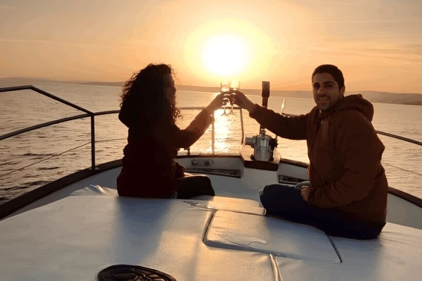 Estepona: Dolphin Searching Sunset Cruise with Drink & Snack - Key Points